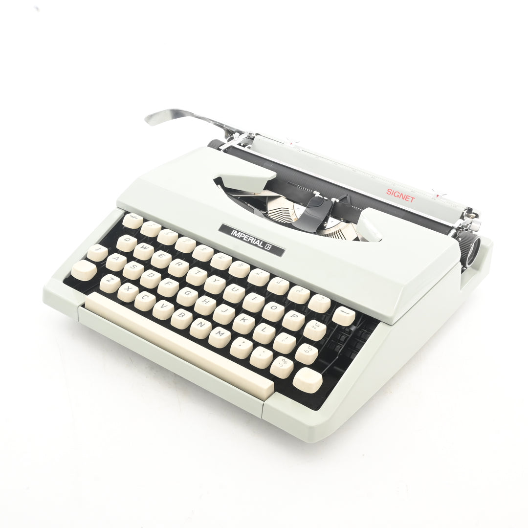 Ultra Portable Typewriters for sale | Light Weight Typewriters – Mr ...
