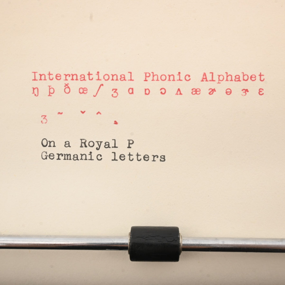 Rare Royal Aristocrat Typewriter with Germanic Letters keyboard. – Mr ...