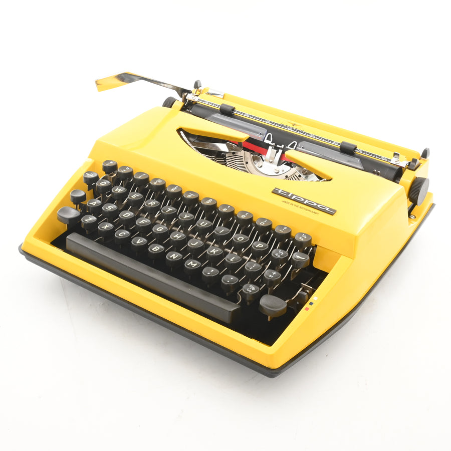 Ultra Portable Typewriters for sale | Light Weight Typewriters – Mr ...