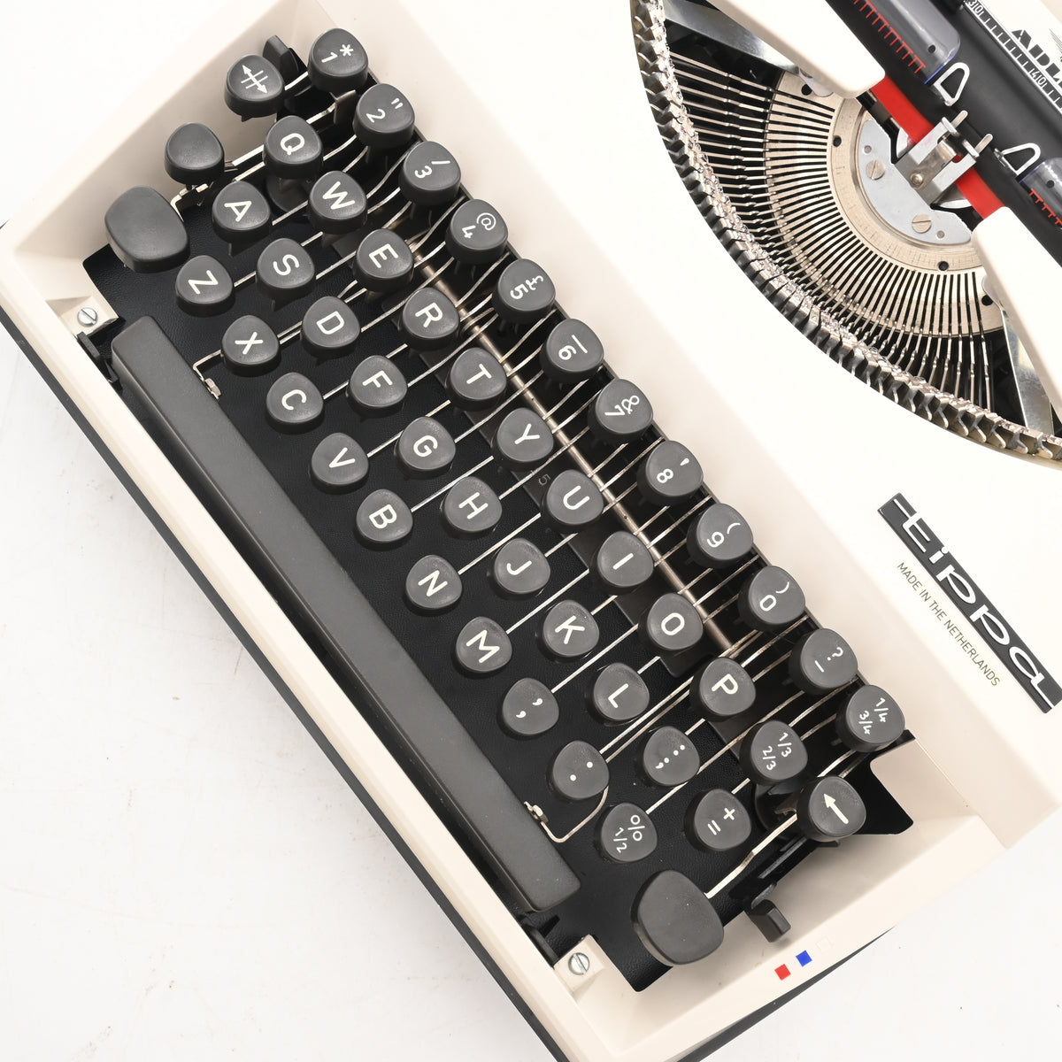 Adler Tippa Typewriter | Square Cubic robotic typeface | Mint Condition ...
