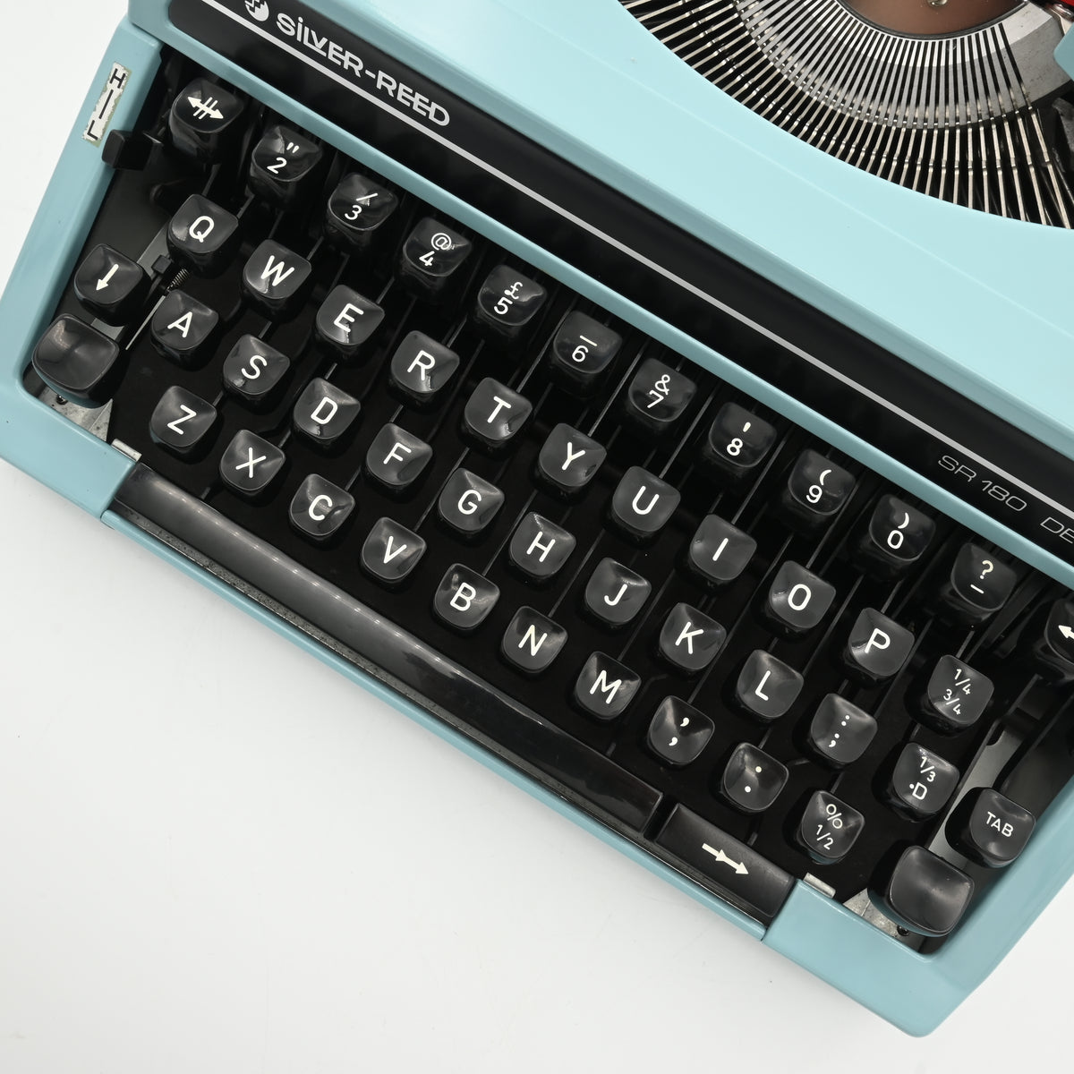 Silver Reed Typewriter SR180 Deluxe | Light Blue | UK & WORLDWIDE ...
