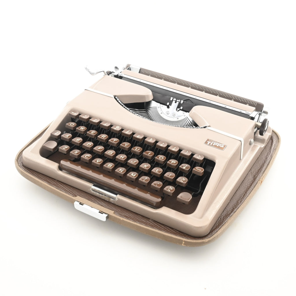 Ultra Portable Typewriters for sale | Light Weight Typewriters – Mr ...