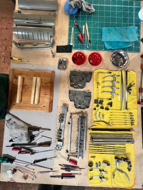 Perkins Brailler - The Perkins Braille typewriter writing machine – Mr ...