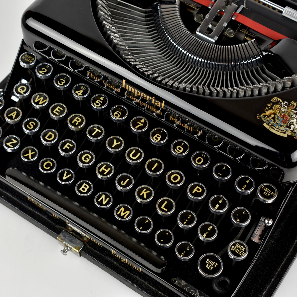 Imperial Good Companion typewriter model T | Glossy Black | Restored ...