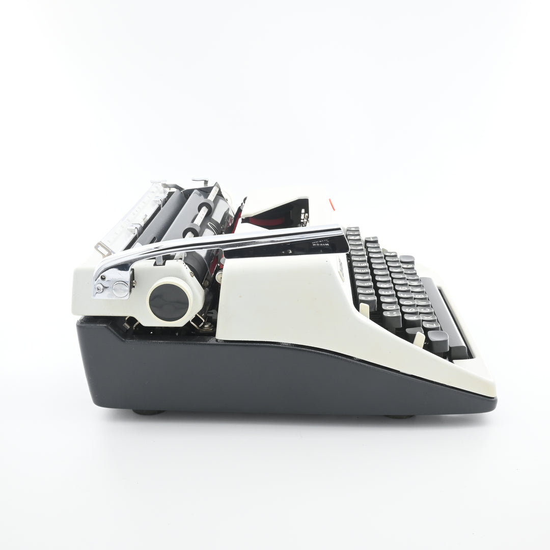 Olympia SM9 Typewriter | Grey | FREE UK POSTAGE – Mr & Mrs Vintage ...